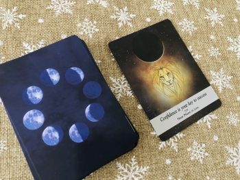 What Are Moon Oracle Cards? (Explained) - Tarot Institute